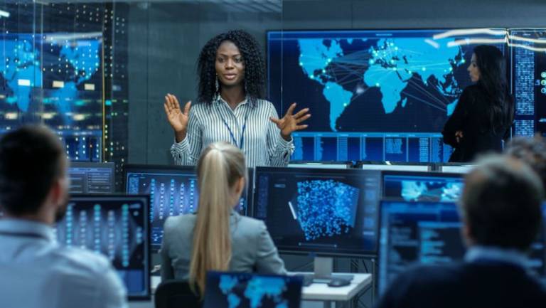 How to Become a Chief Privacy Officer [Career & Salary Guide]