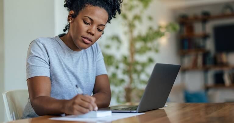 How to Write a Teacher Cover Letter [with Template]